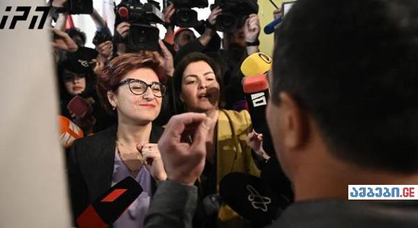 "სარკეში ჩაიხედეთ, არ გრცხვენიათ? ზომბებად გადაიქეცით" - დაჩი ბერაია ...