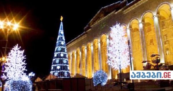 თბილისის მთავარი საახალწლო ნაძვის ხე დღეს აინთება | Ambebi.GE