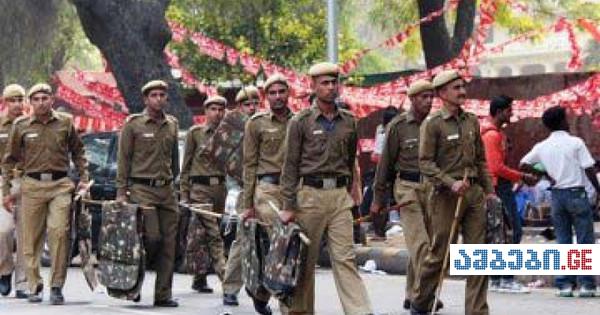 მასობრივი საპროტესტო გამოსვლები ინდოეთშიც დაიწყო | Ambebi.GE