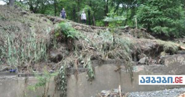 ”არაადამიანური ღრიალის ხმა გავიგე და ამ დროს შენობაში წყალი შემოვარდა ...