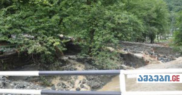 სტიქია გურიაში: დანგრეული და დაზიანებული გზები, ხიდები და საცხოვრებელი ...