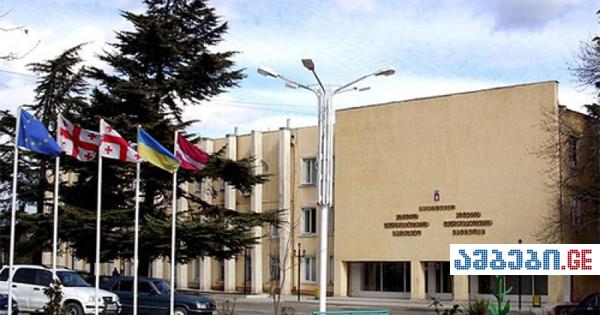 საახალწლოდ კახეთის გამგეობებში პრემიებზე ნახევარ მილიონ ლარზე მეტი ...