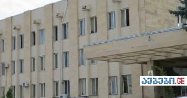 ქარელის გამგეობა ნაძვის ხის დადგმაზე უარს ამბობს | Ambebi.GE