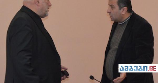 მიწები იაფად - დოკუმენტები ნათესავებზე, მეგობრებზე, სიმამრებზე ...